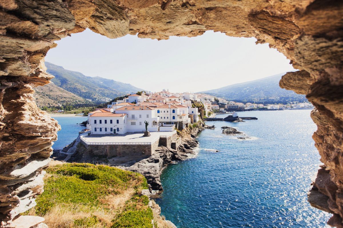 The 10 Best Greek Islands for Families | Greece Insiders