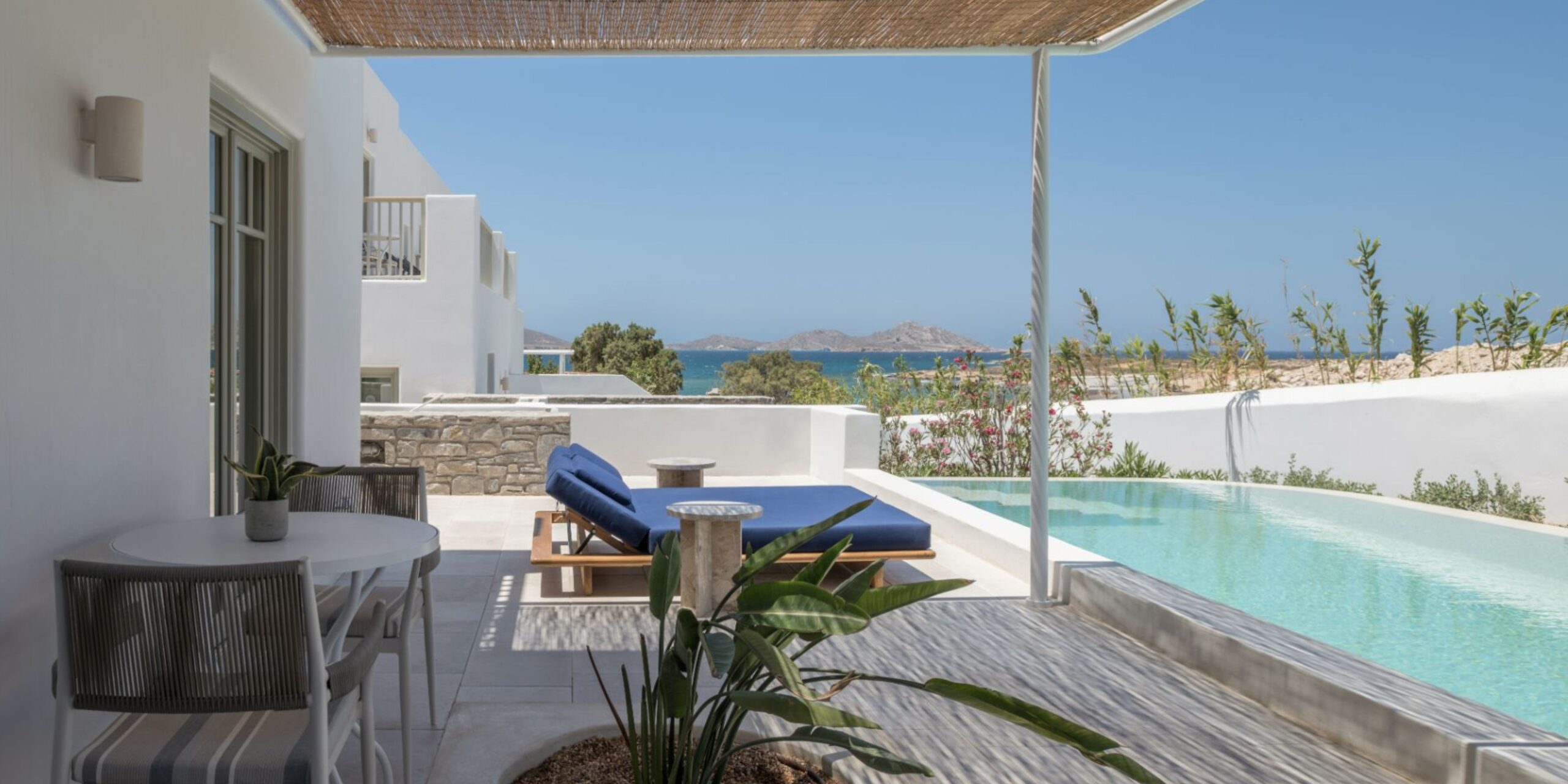 Honeymoon in Greece: Complete guide, tips, locations, and ideas