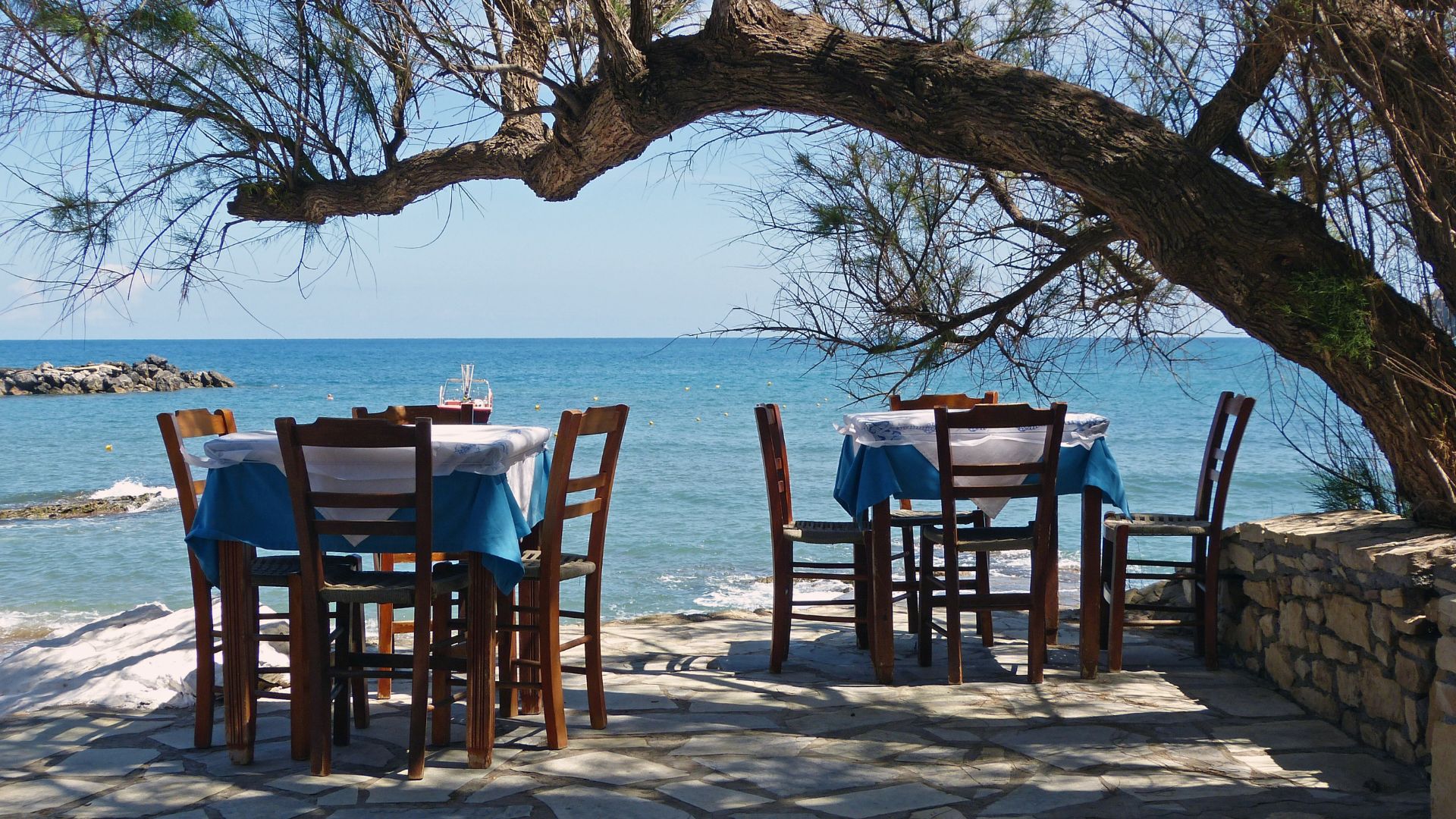 Galaxidi: Its Silence "says" it all | Greece Insiders Blog