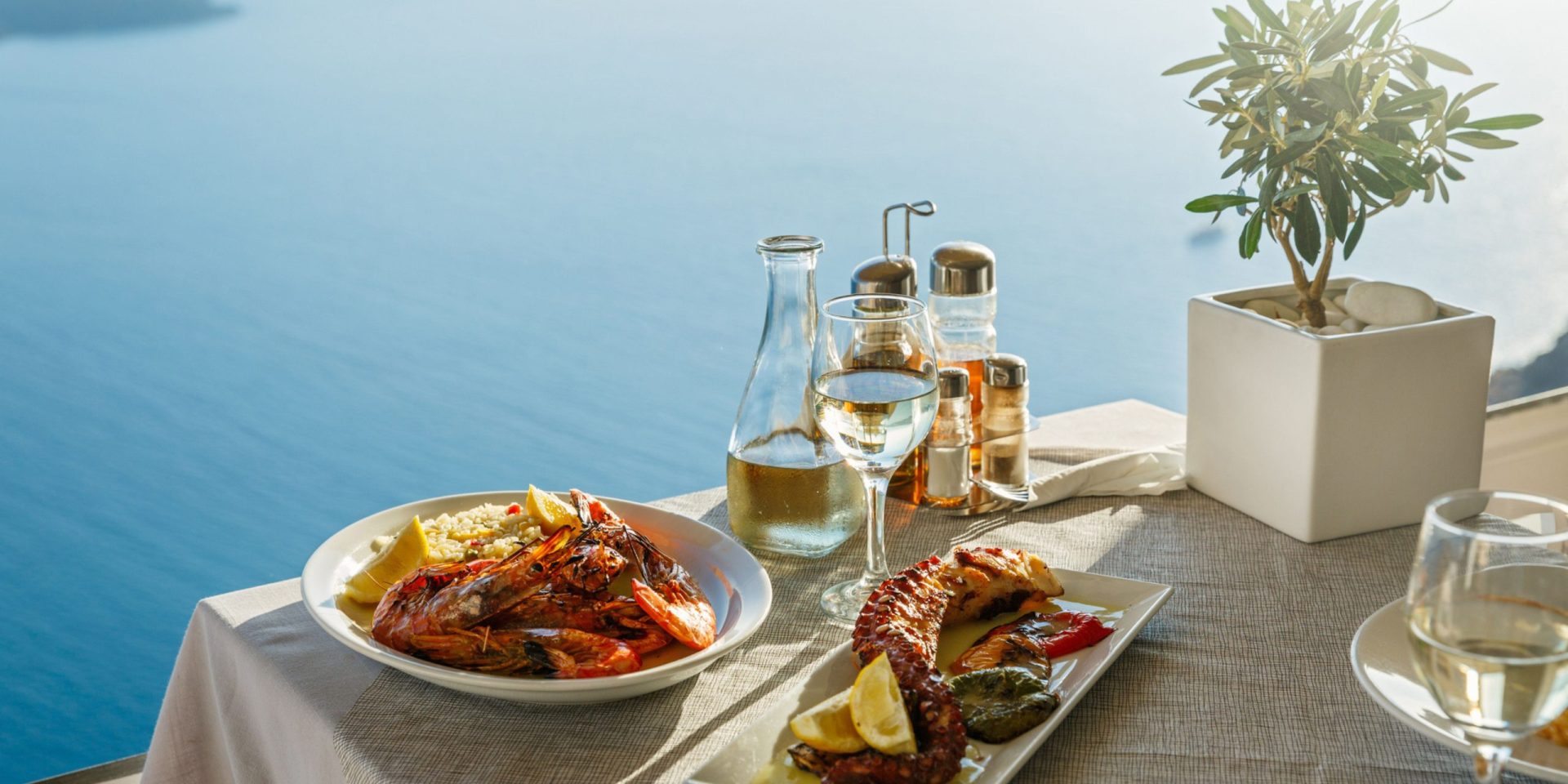 Weather in Greece in September: Ultimate Travel Guide