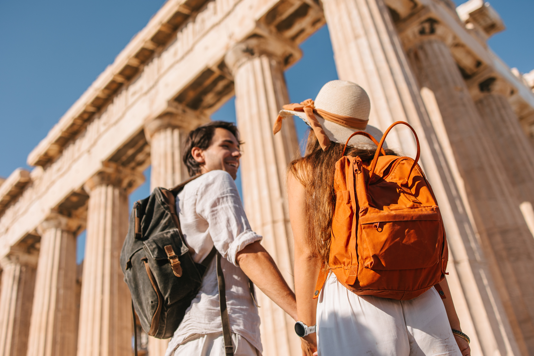Ultimate Guide: Romantic Things to Do in Greece
