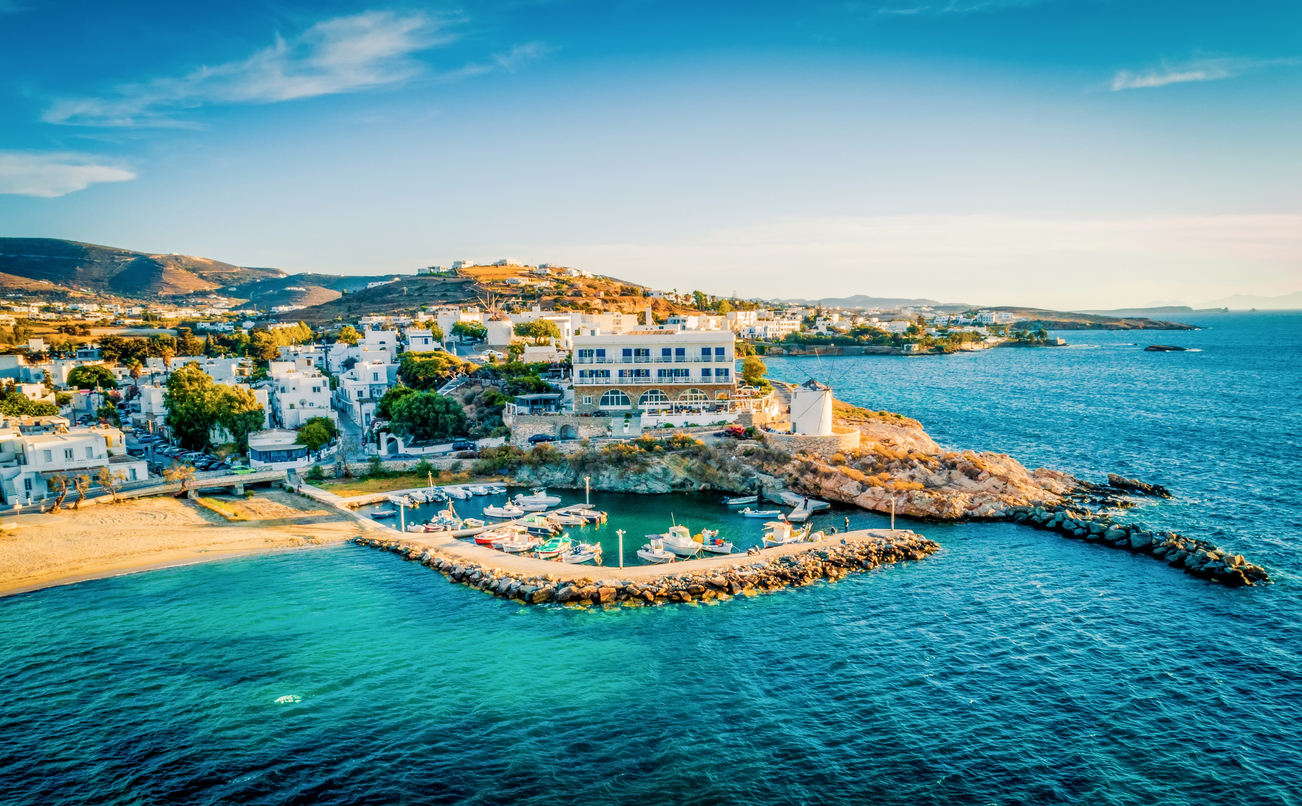 Ultimate Guide to Your Honeymoon in Paros